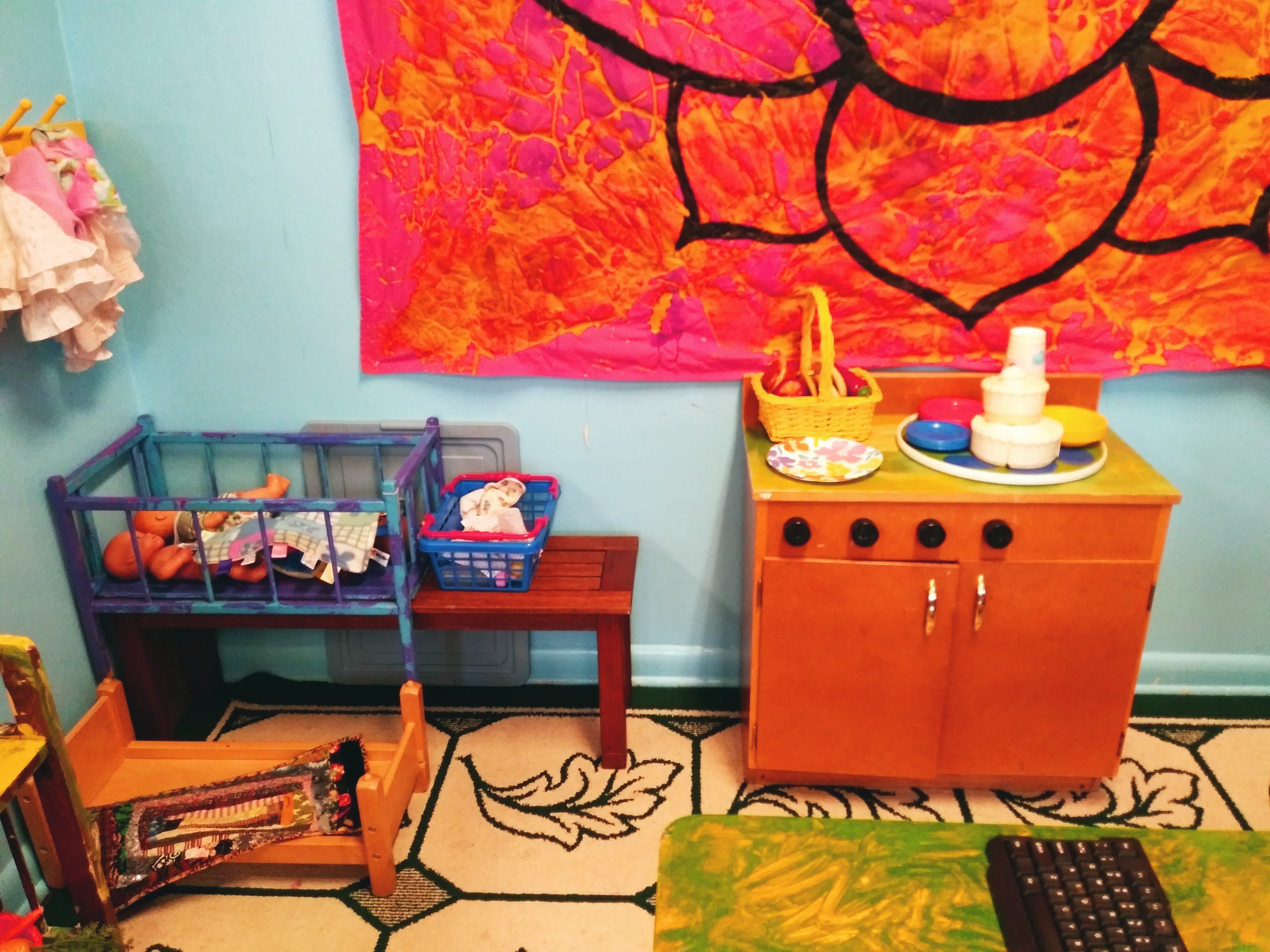 Tessera Arts Preschool | Paper Pinecone